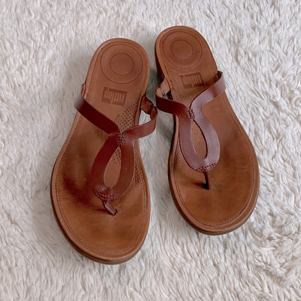 Fitflop Leather Greek Athena Loop Thong Flip Flop San… - Gem